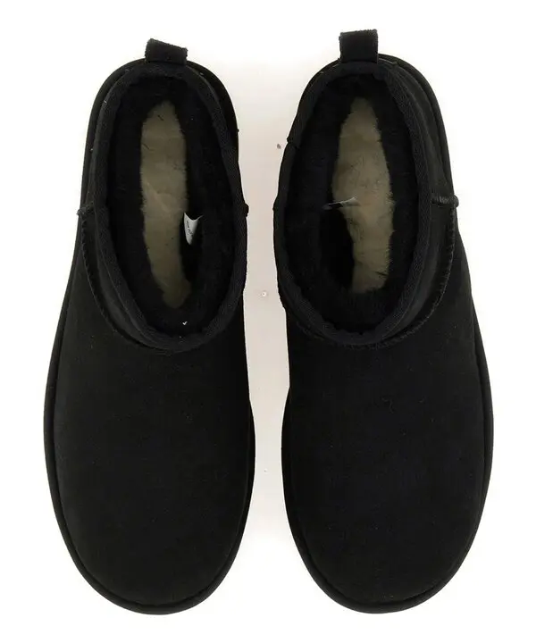 UGG Round-toed Boots