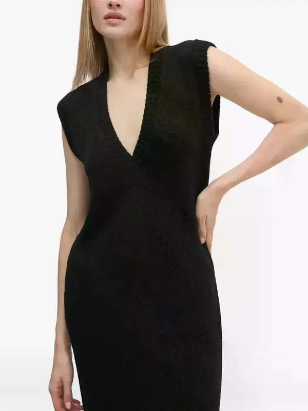 Sisley V-neck Sleeveless Ribbed Midi Dress