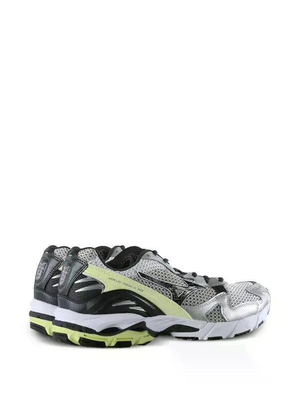 Mizuno Wave Rider Sneakers
