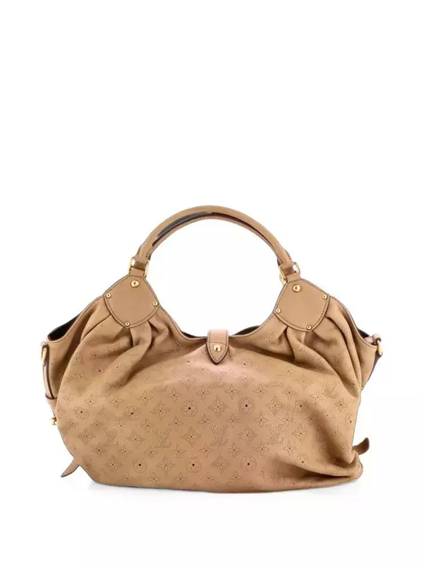 LOUIS VUITTON Xl Mahina Leather Hobo Bag