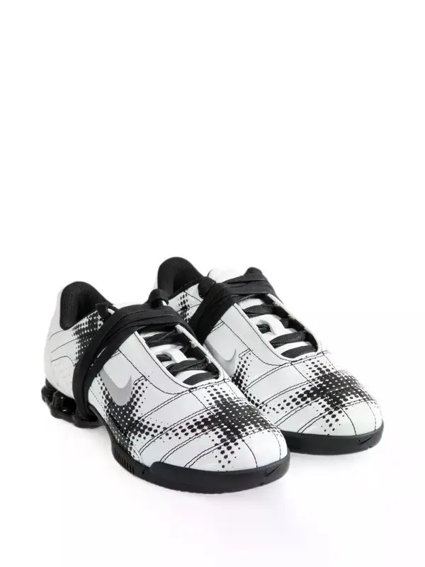 Nike Total90 Shox Magia Sneakers - White
