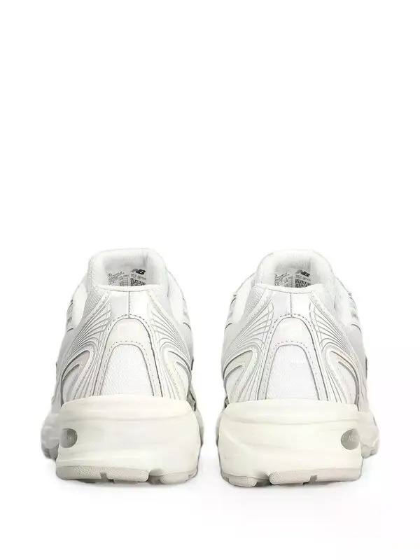 NEW BALANCE 740 Mesh-panel Sneakers