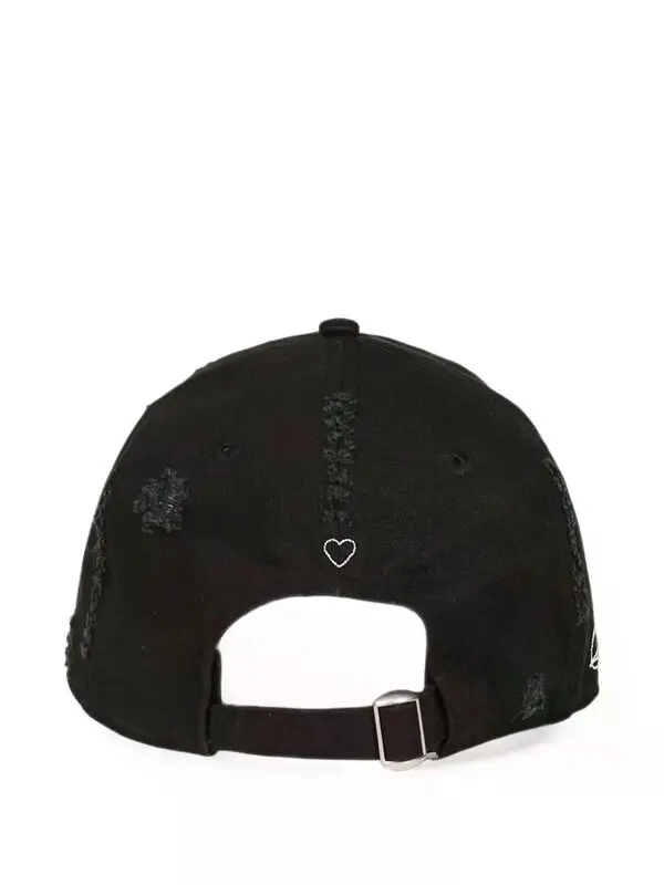 BASICKS Distressed Yankees Cap