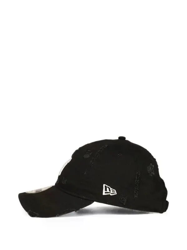 BASICKS Distressed Yankees Cap