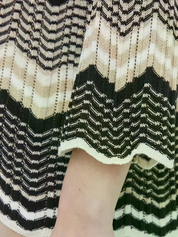 Sisley Chevron-pattern Knit Sweater