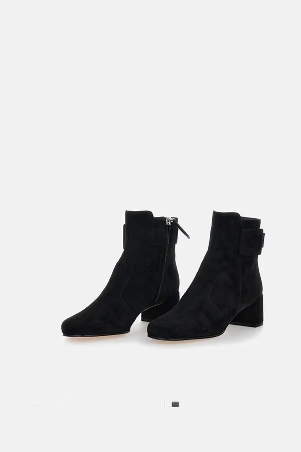 ROGER VIVIER Boots