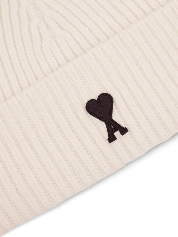 AMI Paris De Coeur Logo Embroidered Beanie