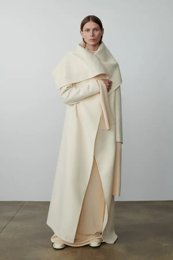 THE ROW Rivoli Cashmere Long-sleeved Coat - Nude