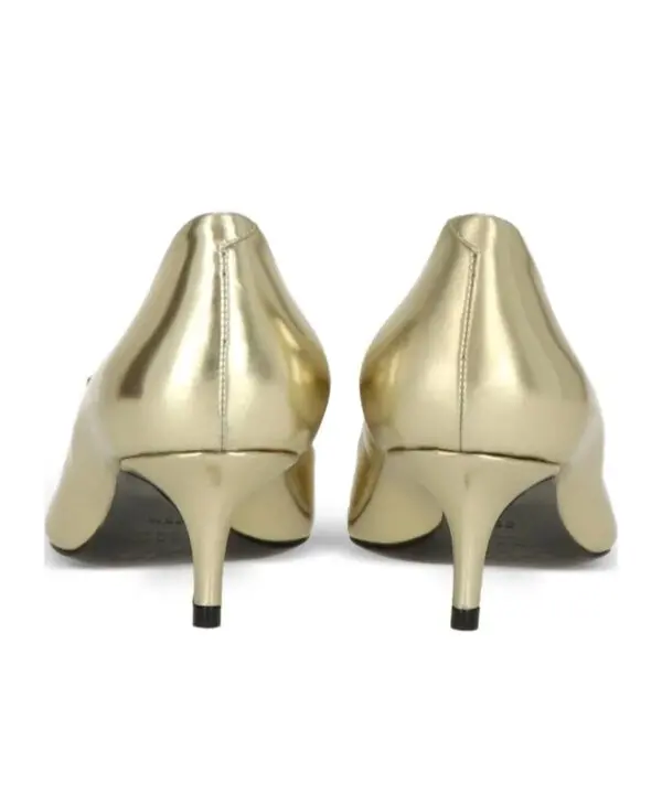 ROGER VIVIER Jewel-embellished Pumps