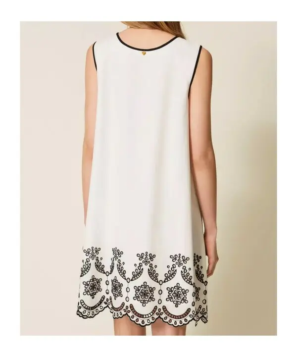 TWINSET Embroidery V-neck Nightgown