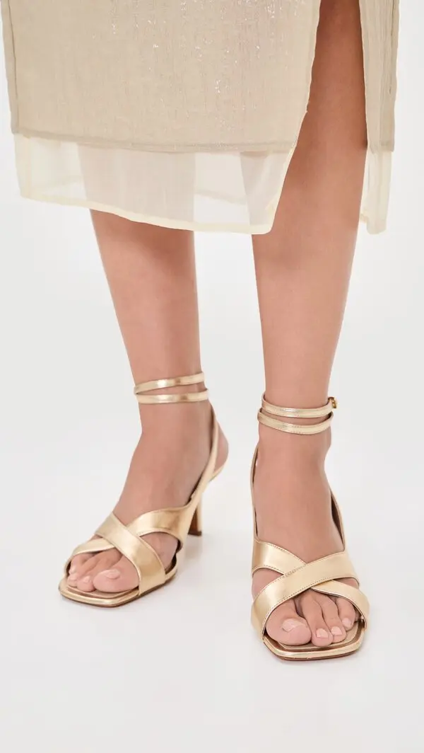 Vince Lola Heels
