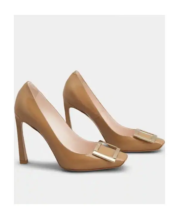 ROGER VIVIER Belle Vivier Trompette Pumps In Patent Leather