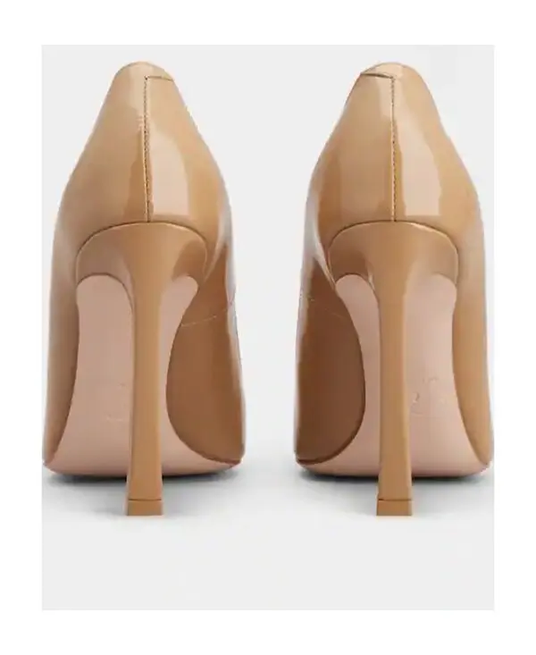ROGER VIVIER Belle Vivier Trompette Pumps In Patent Leather