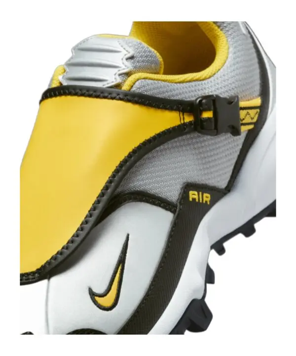 Nike Phassad Low-top Sneakers - Black/passion Yellow/metallic Silver