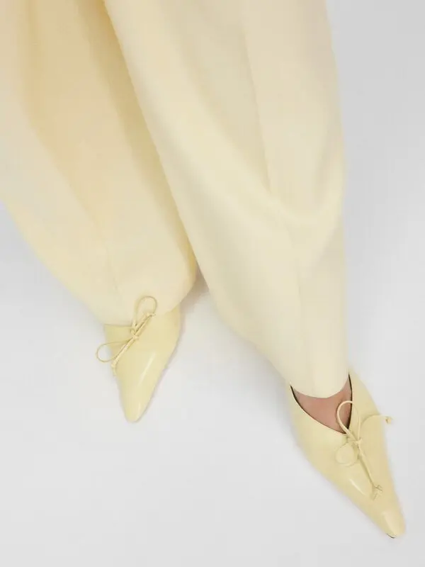 Jacquemus 40mm Cubisto Leather Pumps - Light Yellow