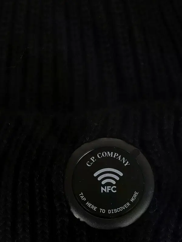 C.P. COMPANY Lens-detail Ribbed-knit Beanie Hat