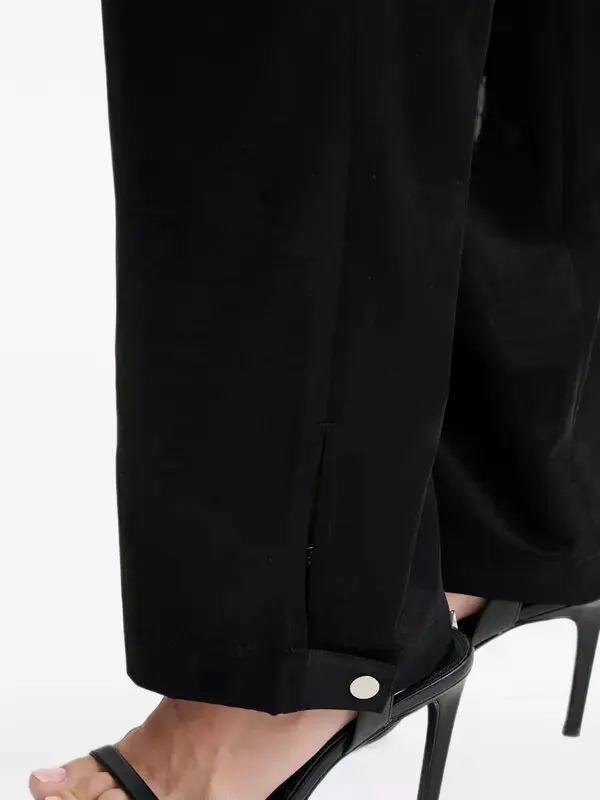 Sisley Pleated Tapered Trousers