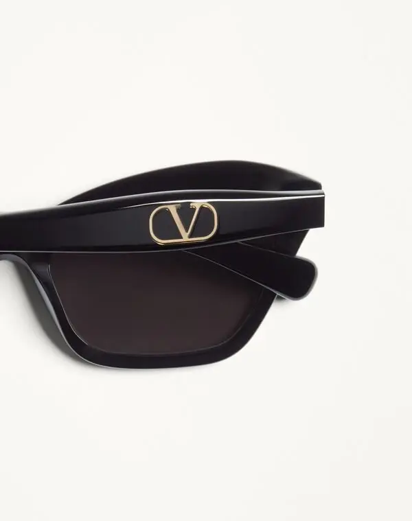 Valentino Garavani Cat-eye Acetate Eyewear