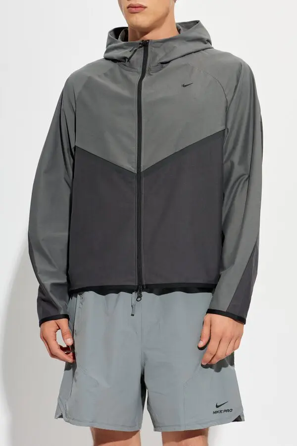 Nike Embroidered Logo Jacket