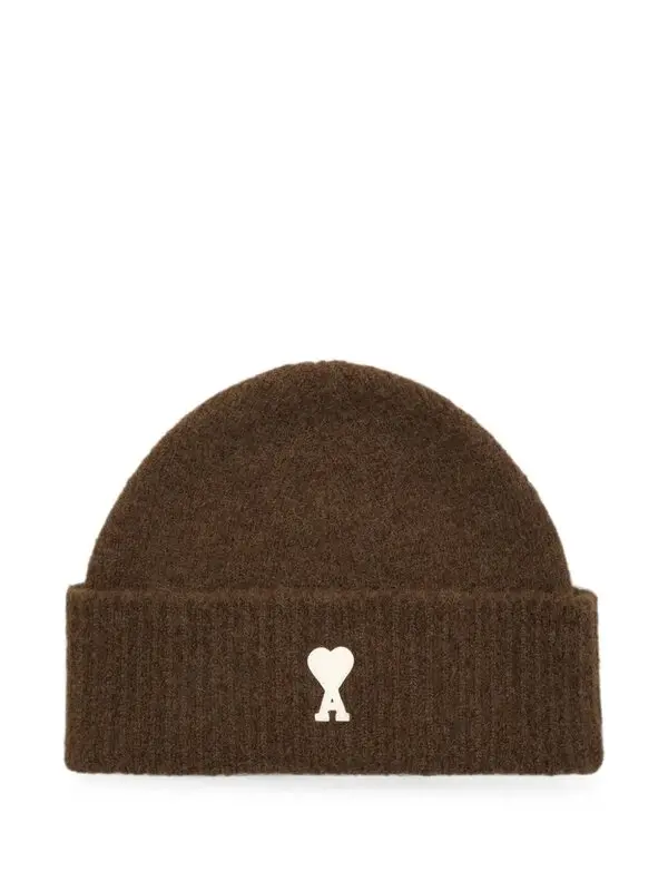 AMI Paris Hat Main Feature "quota De Coeur