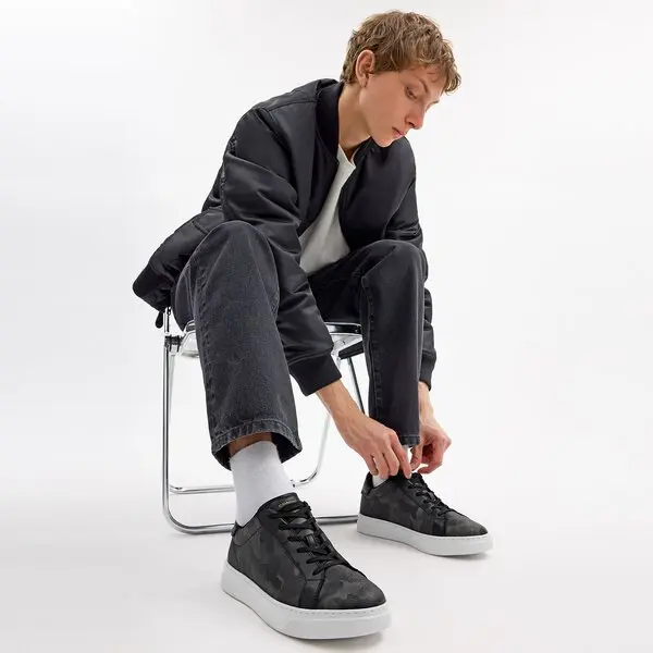 COACH OUTLET High Line Sneaker In Signature Camo Print