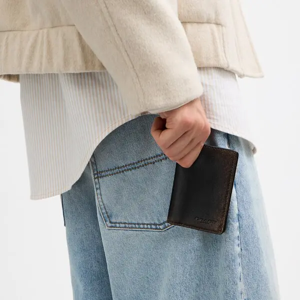 COACH OUTLET Id Card Wallet In Loved Leather