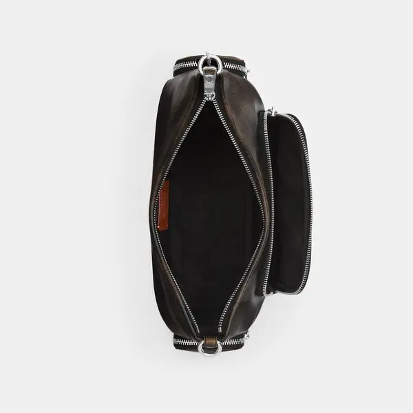 COACH OUTLET Laurel Shoulder Bag With Pockets In Loved Leather