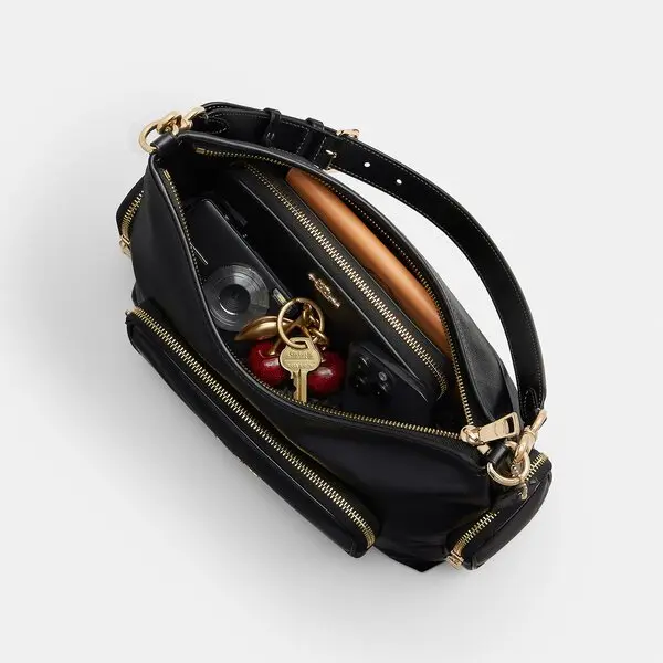 COACH OUTLET Laurel Shoulder Bag With Pockets - Gold/black