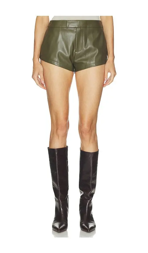 NAKEDVICE X Elliot Short