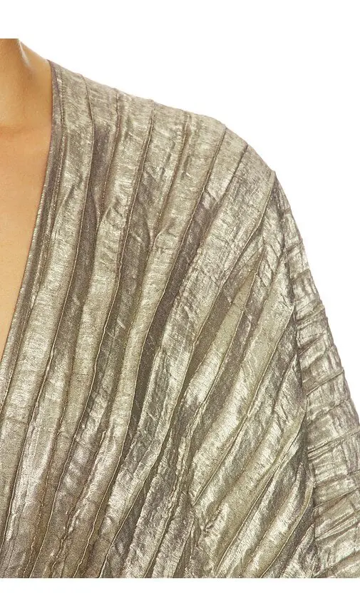 L'IDEE De Luxe Gown In Metallic Gold