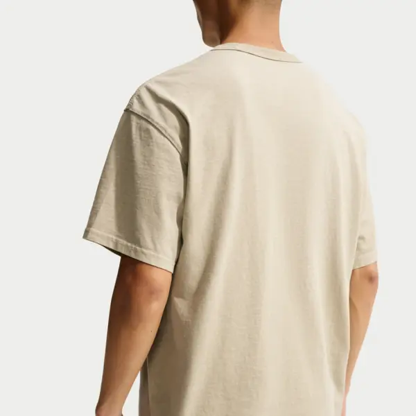 Nike Sportswear Premium Essentials T-shirt