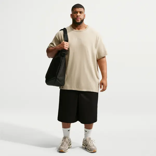 Nike Sportswear Premium Essentials T-shirt