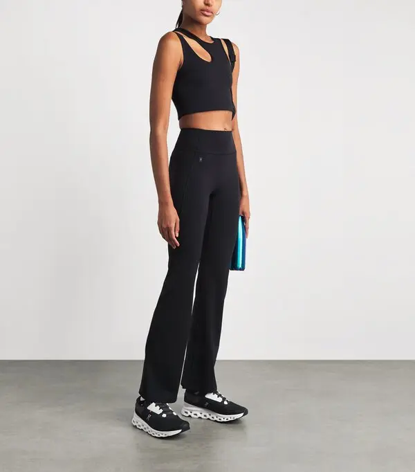 On Cloudstratus 3 Trainers