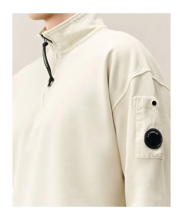 C.P. COMPANY Brushed And Emerized Diagonal Fleece Mixed Boxy Lens Half Zip Sweatshirt - Silver Birch