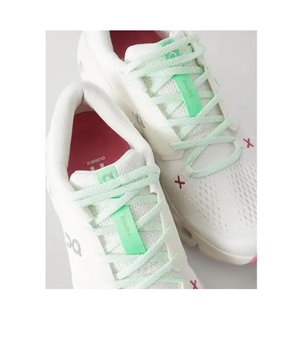 On Mesh Sneakers - No