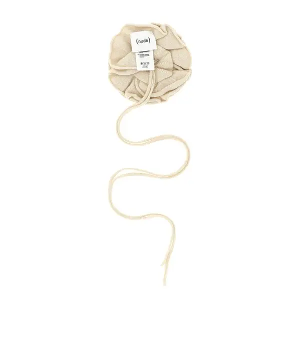 NUDE Knitted Pin With Drawstring