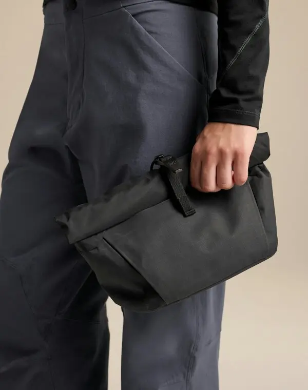 Arc'teryx Ion Chalk Bucket