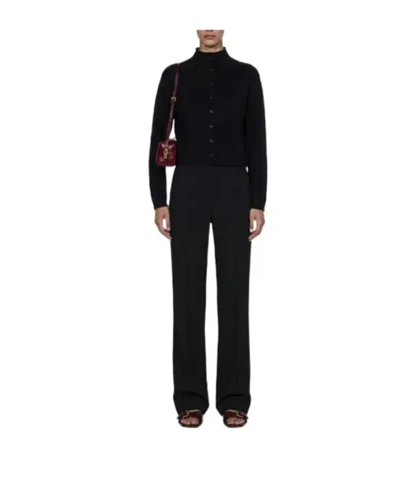 Khaite Solid-colored Buttoned Knitwear