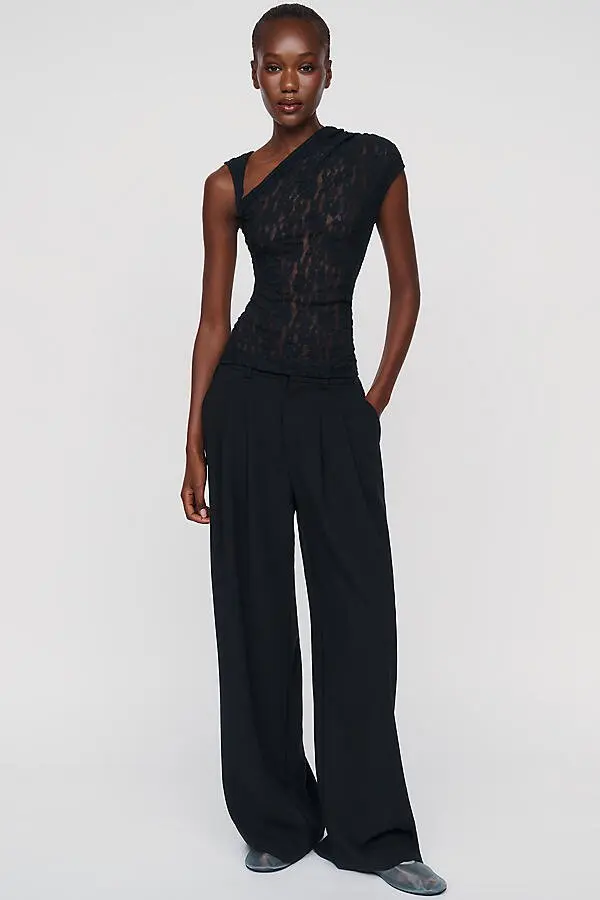 ESTHE Asymmetrical Lace Top