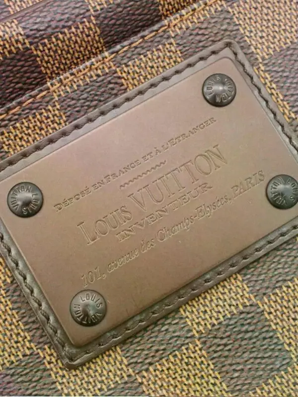 LOUIS VUITTON 2010 Damier Ebene Brooklyn Bum Bag Belt Bag