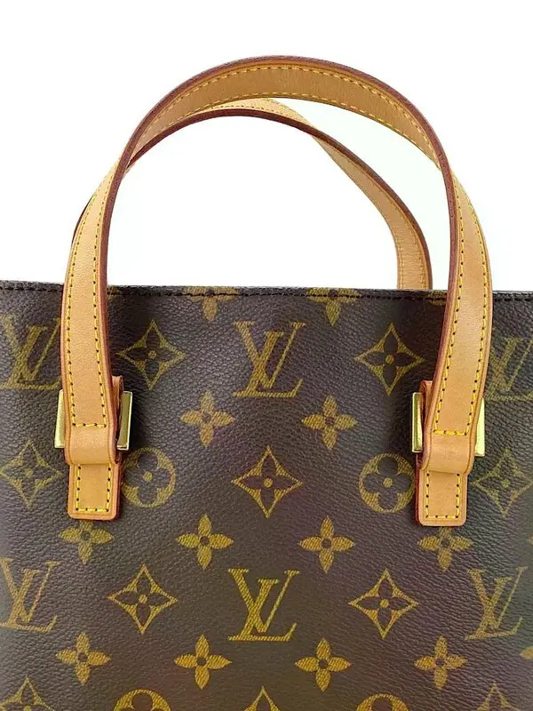 LOUIS VUITTON Monogram Handbag - Brown