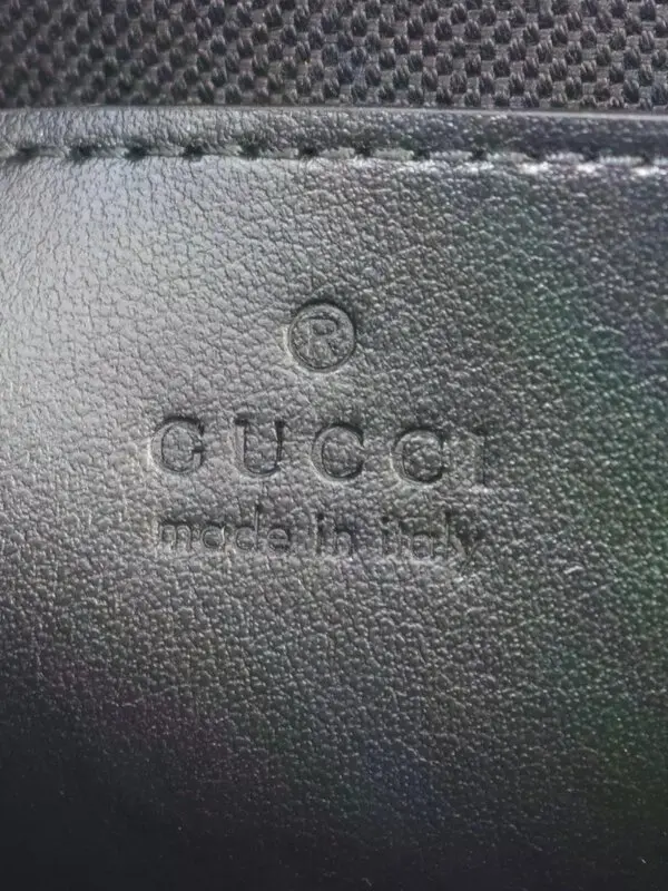 Gucci Gg Supreme Messenger Bag