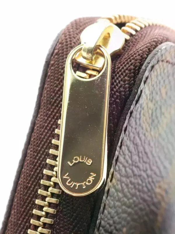 LOUIS VUITTON 2007 Zippy Monogram Wallet