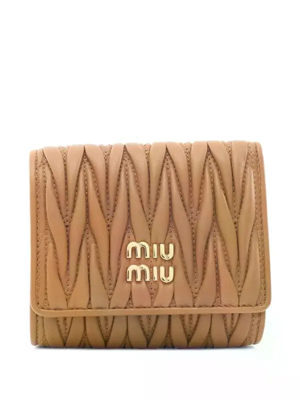 Miu Miu 2020s Matelassé Trifold Wallet - Neutrals
