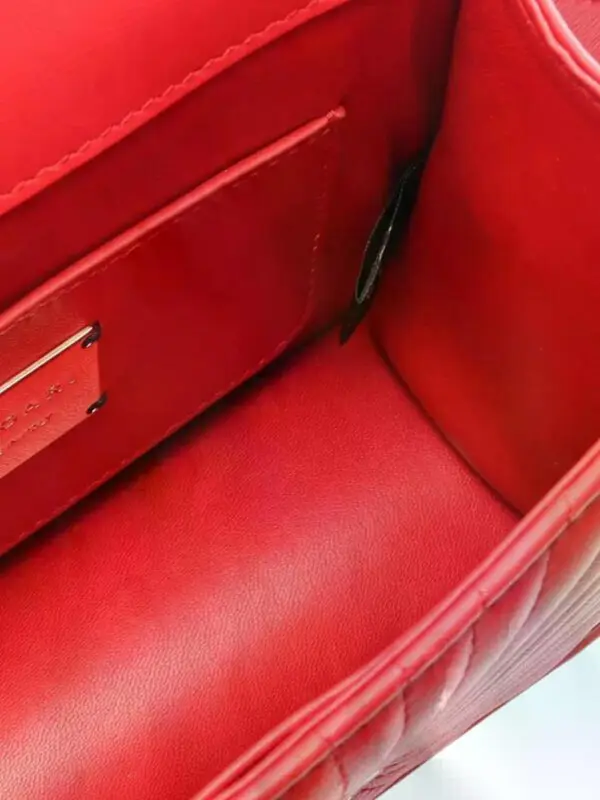 BVLGARI 2015-2026 Leather Serpenti Diamond Blast Satchel