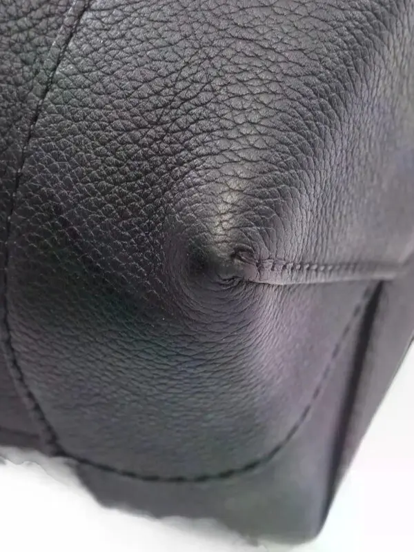 LOUIS VUITTON Lockme Backpack