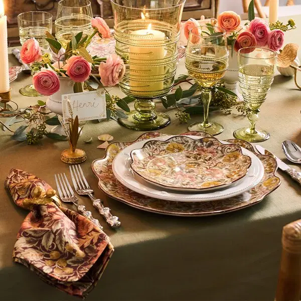 JULISKA Berry Scallop 120 X 60 Tablecloth