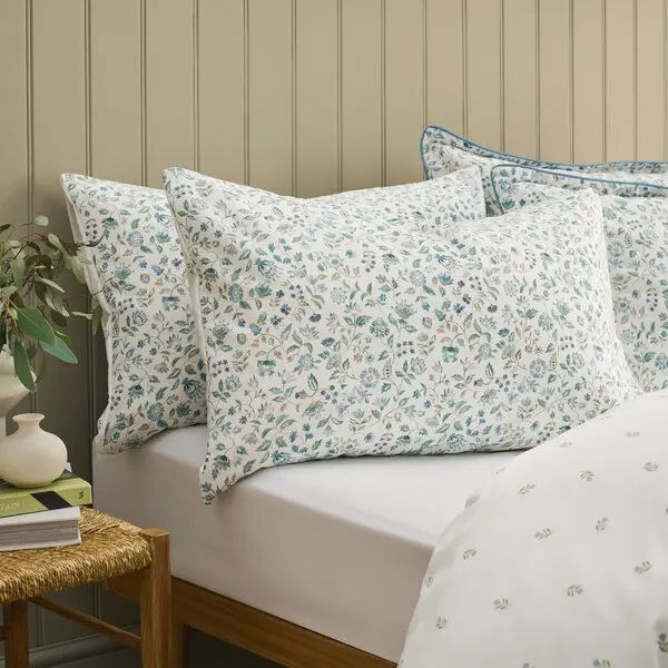 CHRISTY Ivycroft Standard Pillowcase, Pair