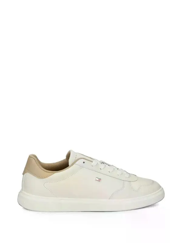 Tommy Hilfiger Logo-plaque Leather Sneakers