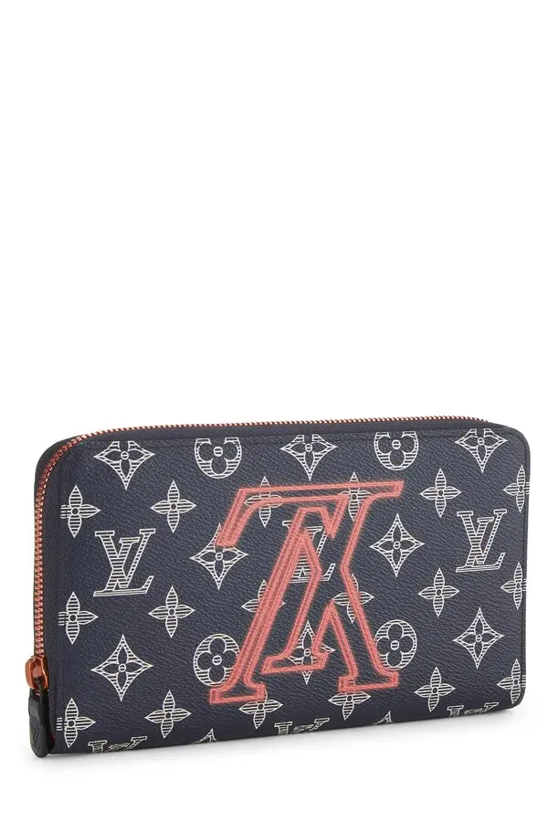 LOUIS VUITTON Monogram Upside Down Zippy Organizer